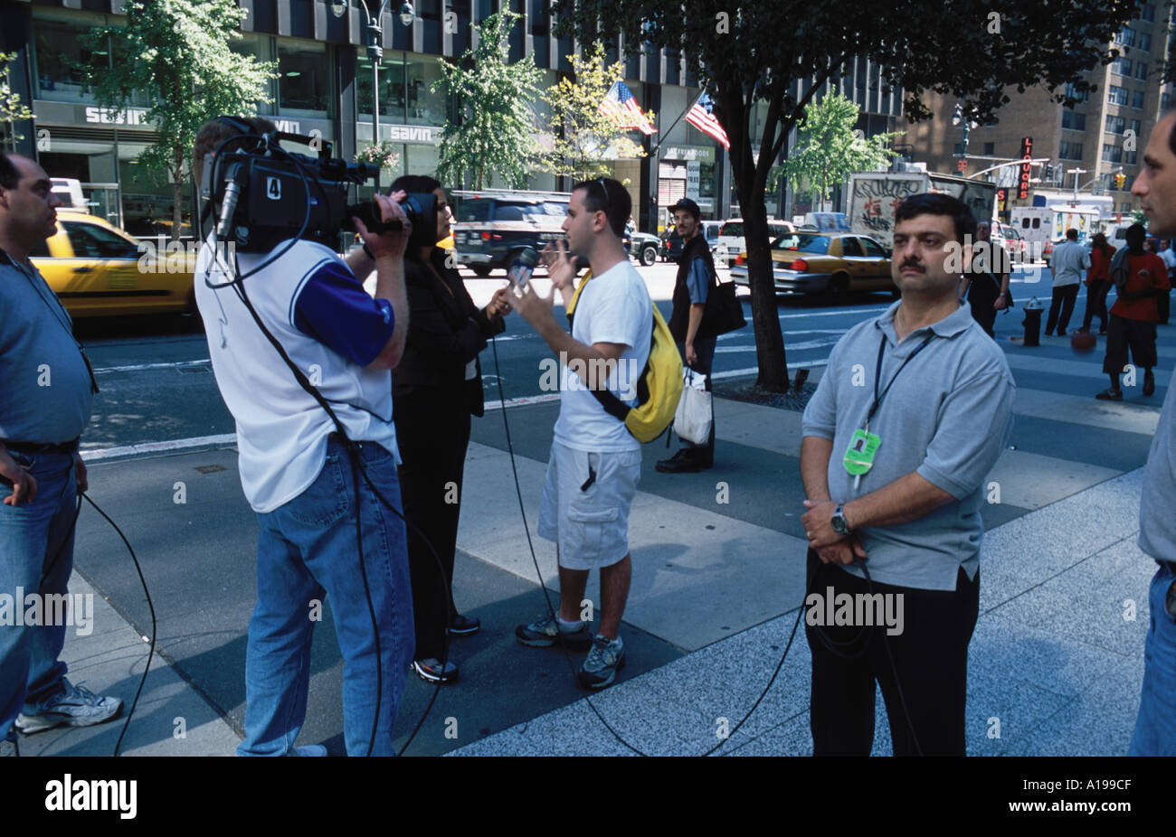 Street interview hi-res stock photography and images - Alamy