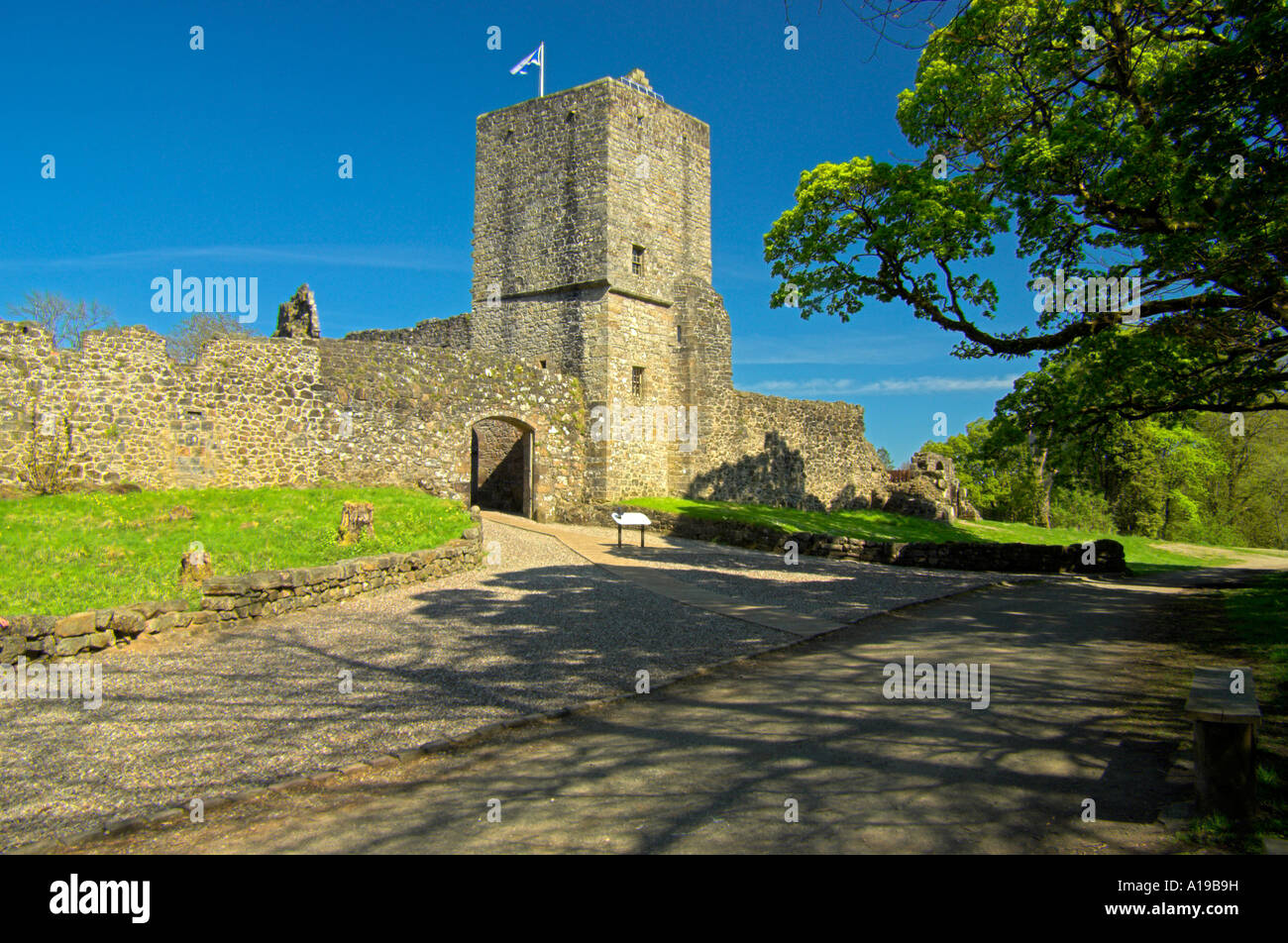 Mugdock castle hi-res stock photography and images - Alamy