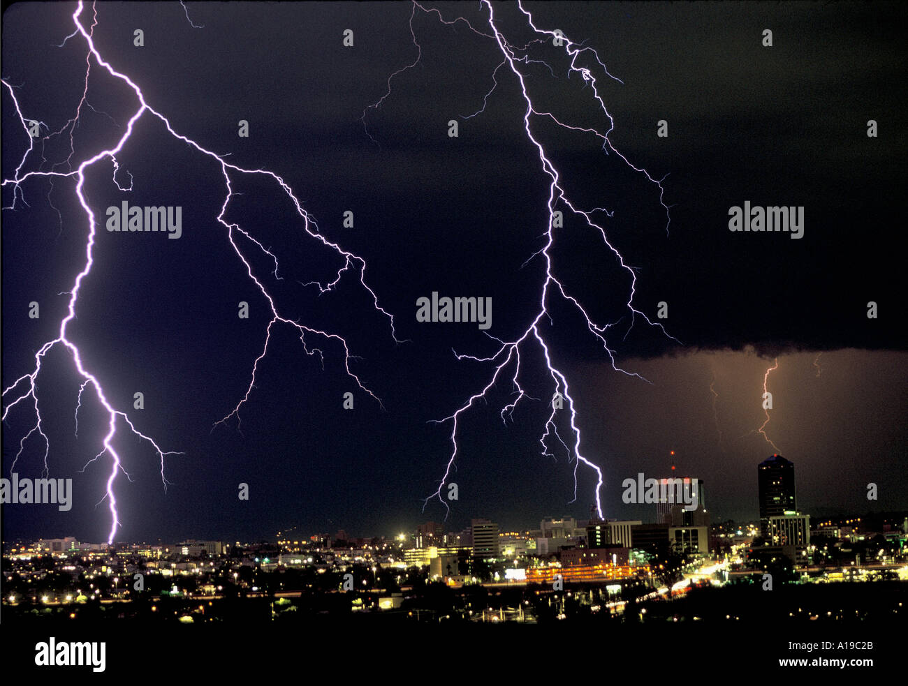 Lightning over tucson hi-res stock photography and images - Alamy