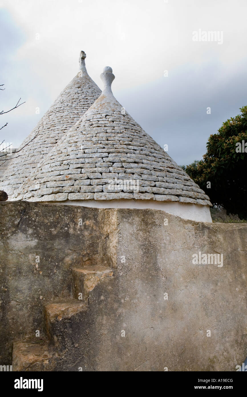 Trullo roof , Puglia , southern Italy Stock Photo - Alamy