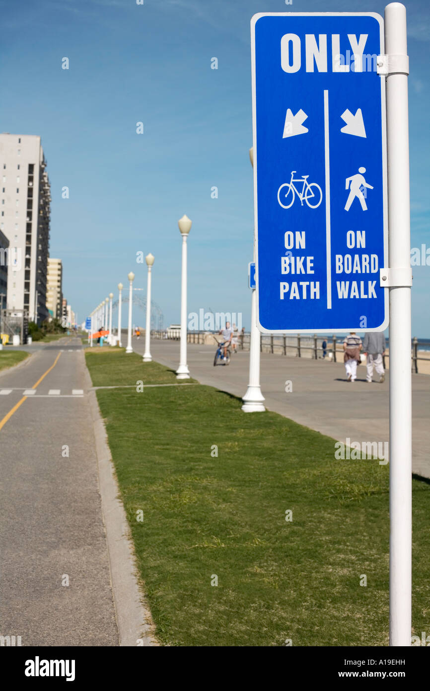 Virginia beach oceanfront boardwalk hi-res stock photography and images ...