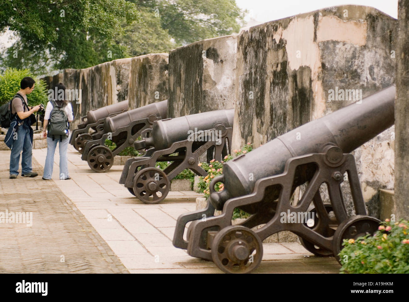 17th century chinese cannon hi-res stock photography and images - Alamy