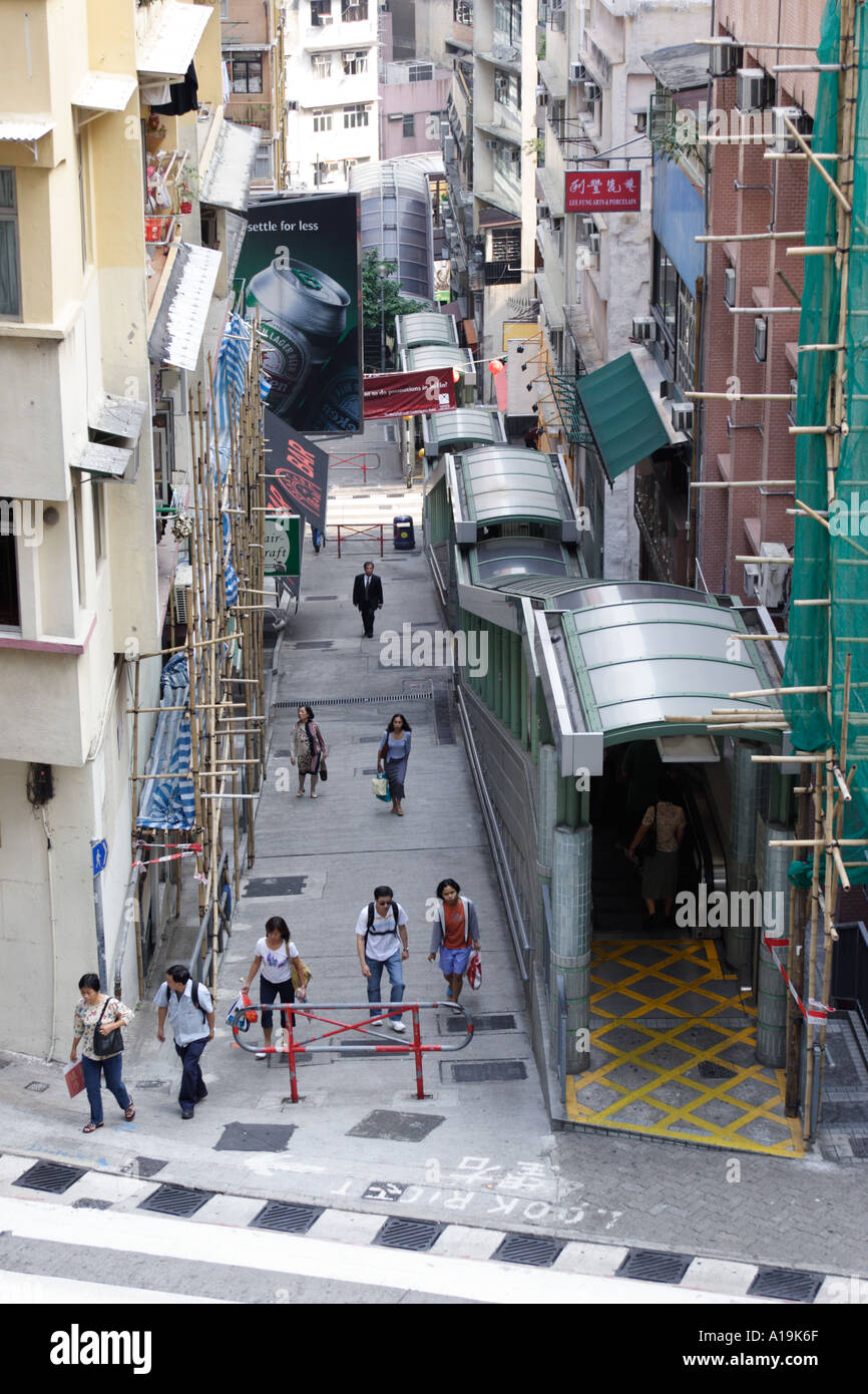 Shelly Street Midlevels outdoor escalator connecting Midlevels to ...