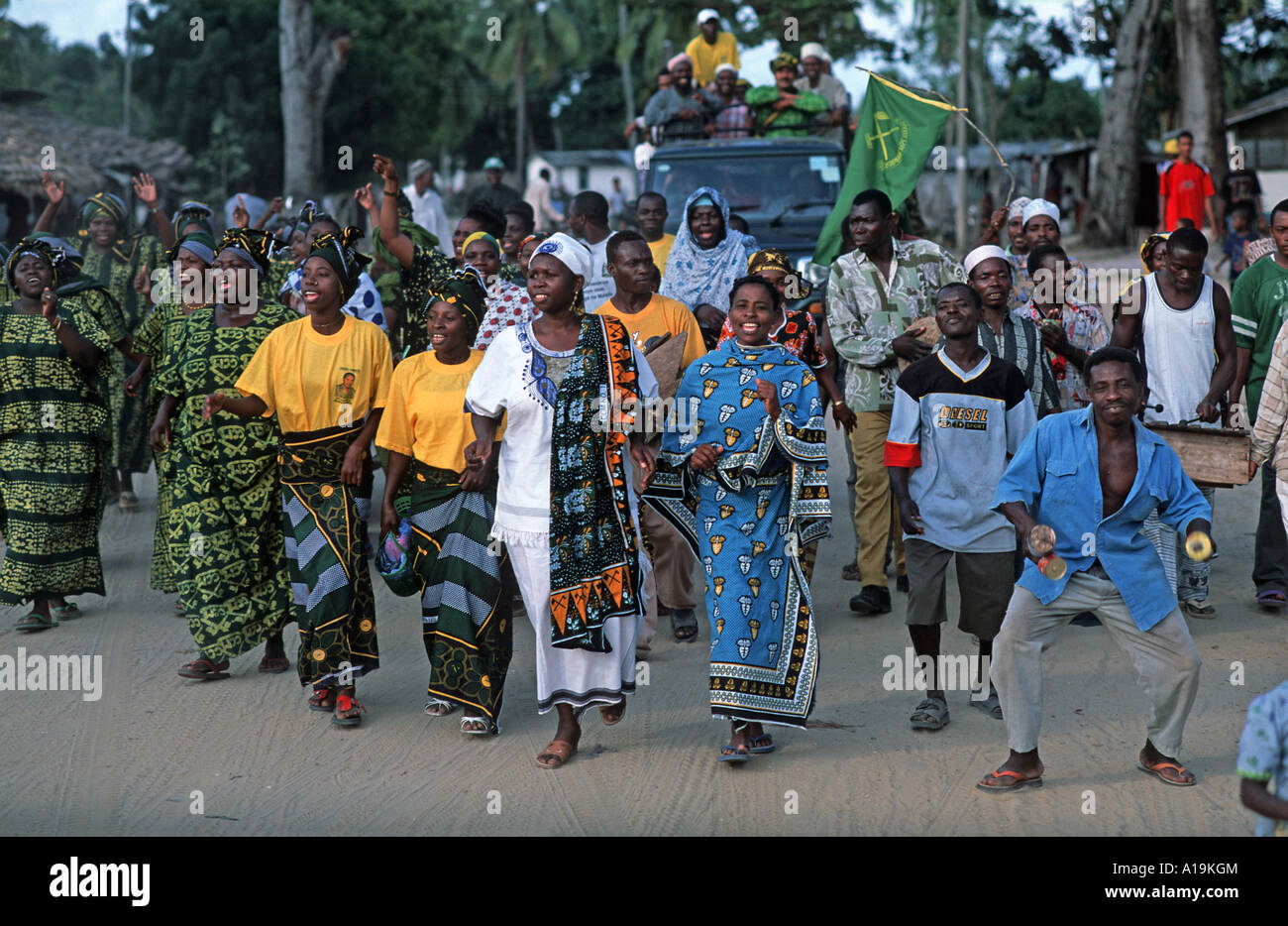 Villagers greeting a VIP arrival at Kilindoni arport Mafia island ...