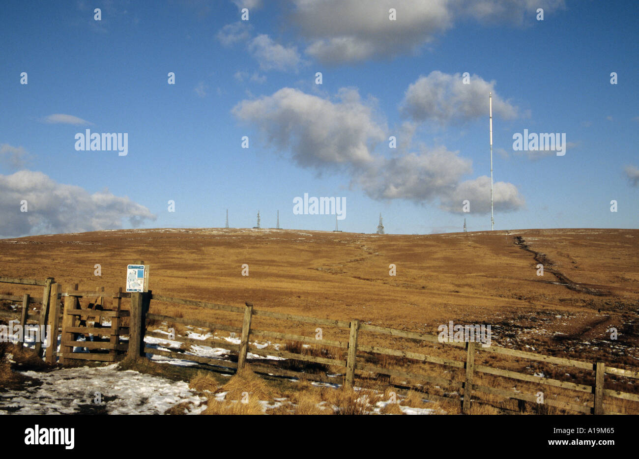 Rivington winter hill transmitter hi-res stock photography and images ...