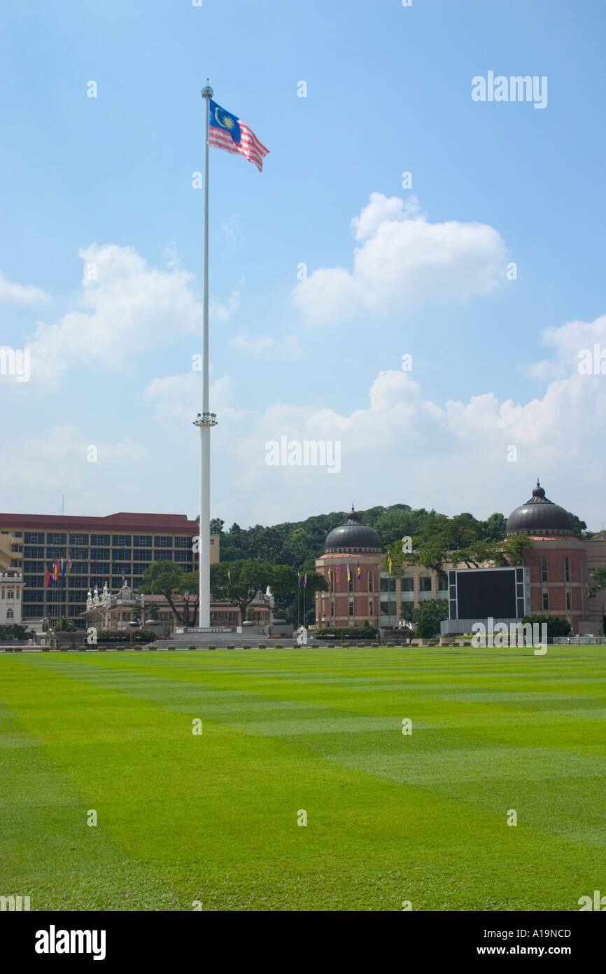 malaysia flag pole at dataran merdeka independence square kuala lumpur ...