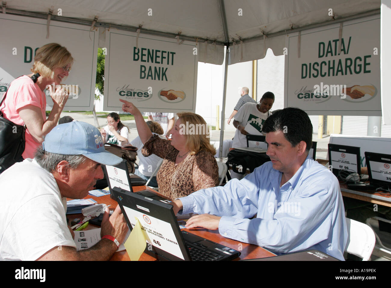 Miami Florida,Miami Cares Day,homeless,beggar,free services,poor ...