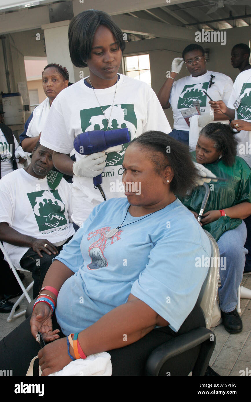 Poverty women florida hi-res stock photography and images - Alamy