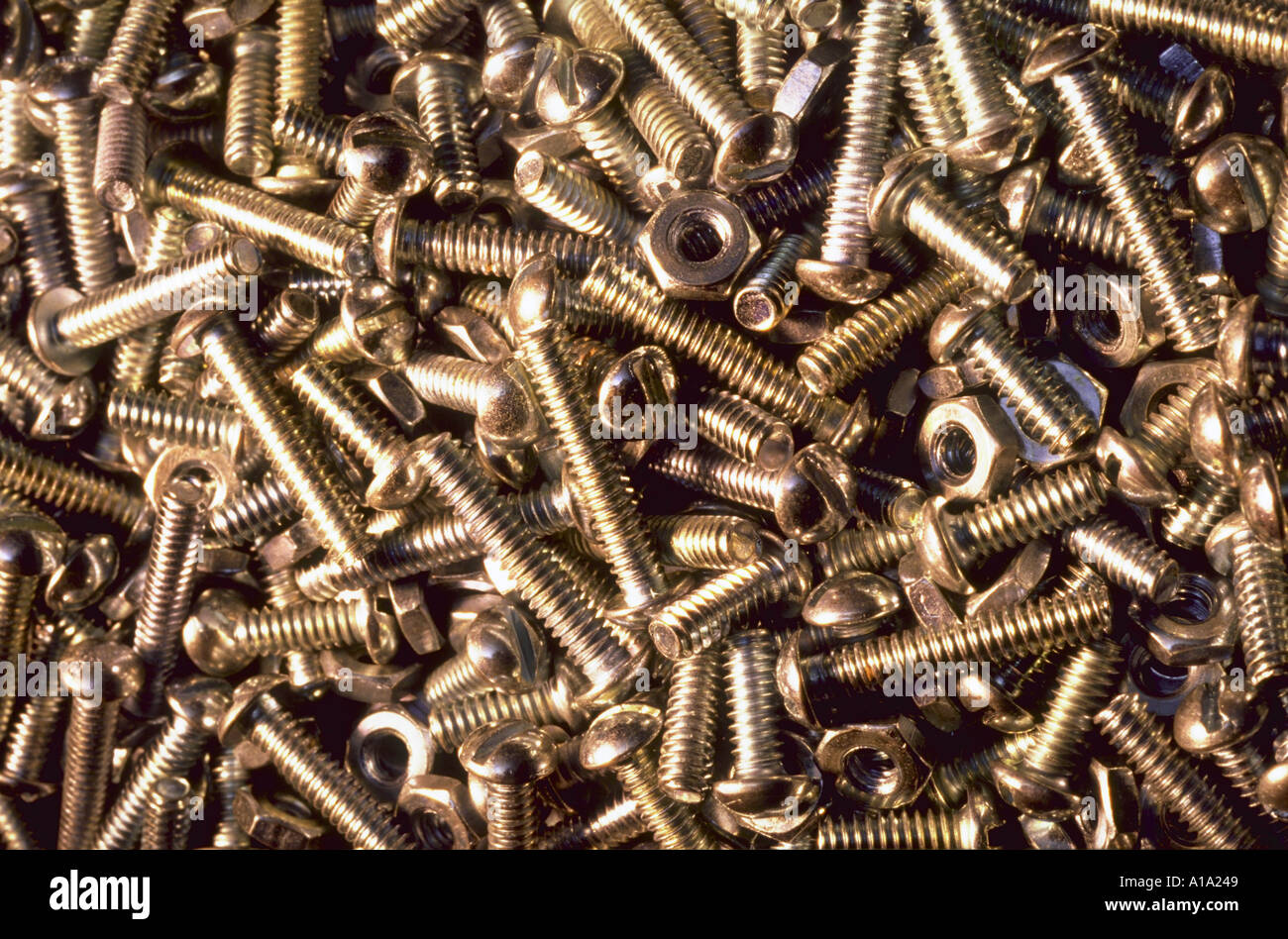 Pile of nuts and bolts hi-res stock photography and images - Alamy