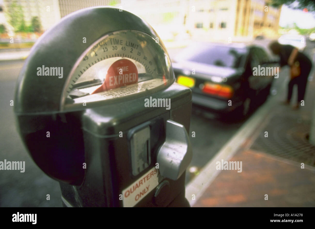 Expired vehicles hi-res stock photography and images - Alamy