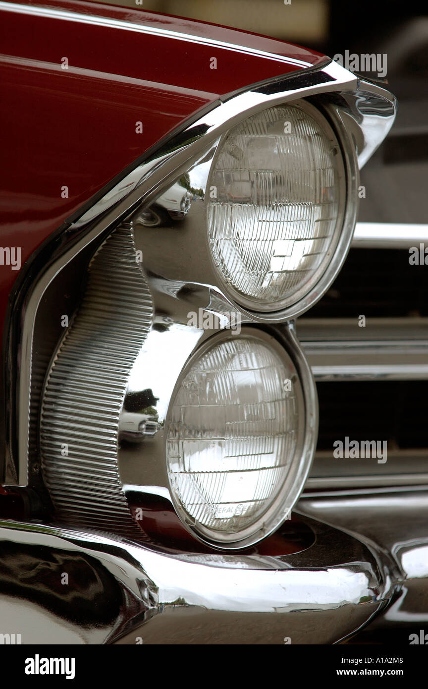 Car head lights beam hi-res stock photography and images - Alamy