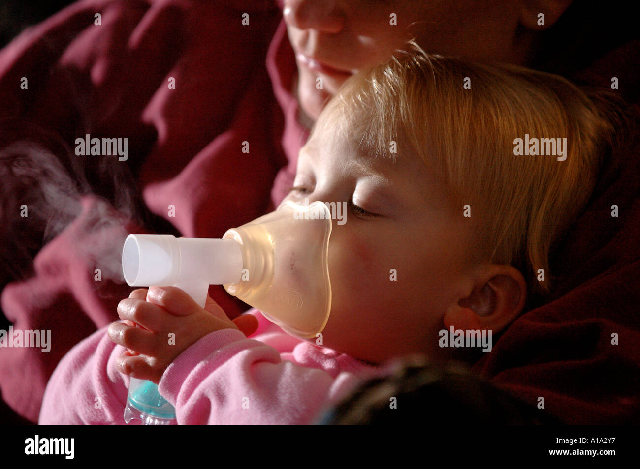 Asthma treatment infant hi-res stock photography and images - Alamy