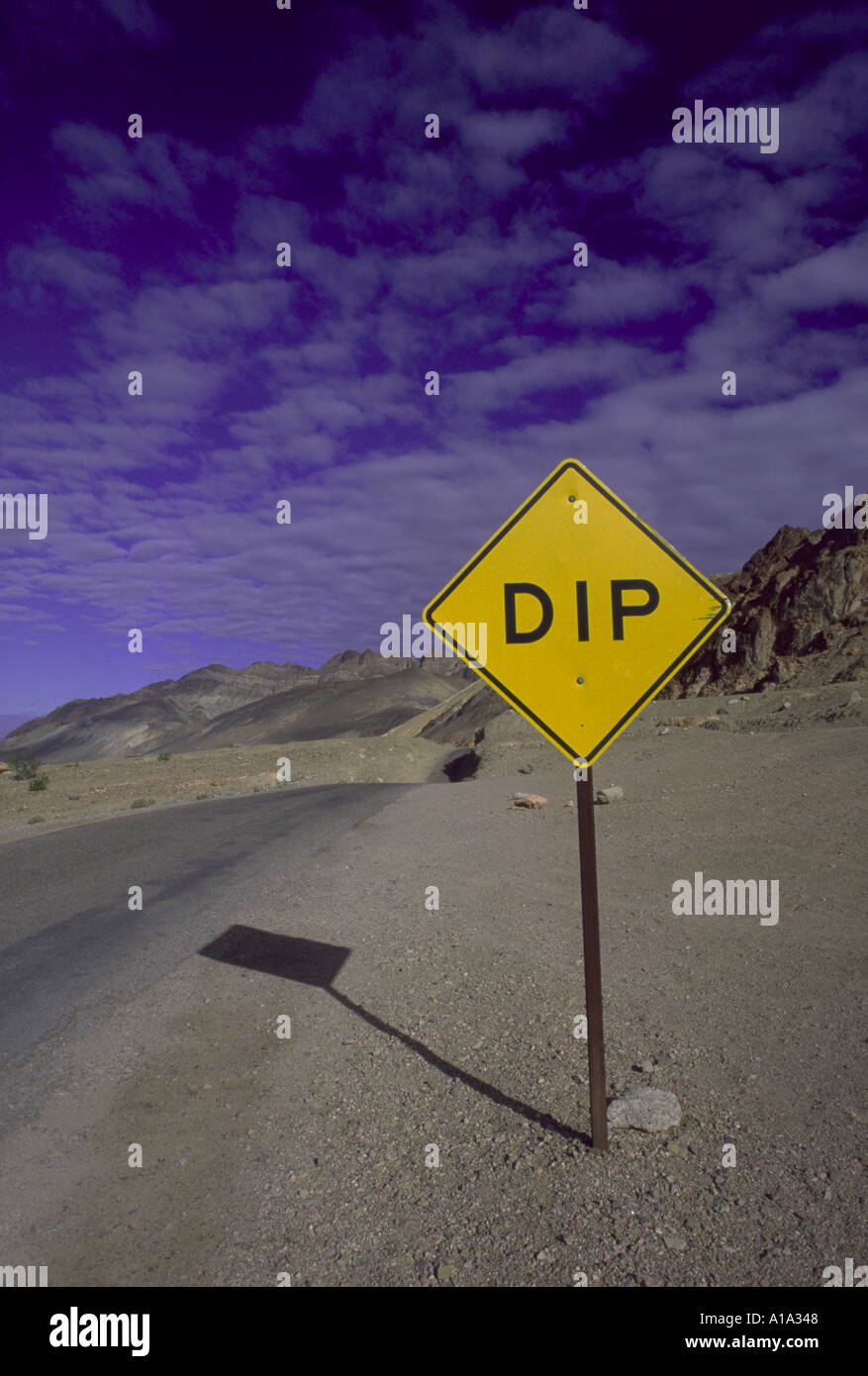 ñDipî road sign in Death Valley Stock Photo - Alamy