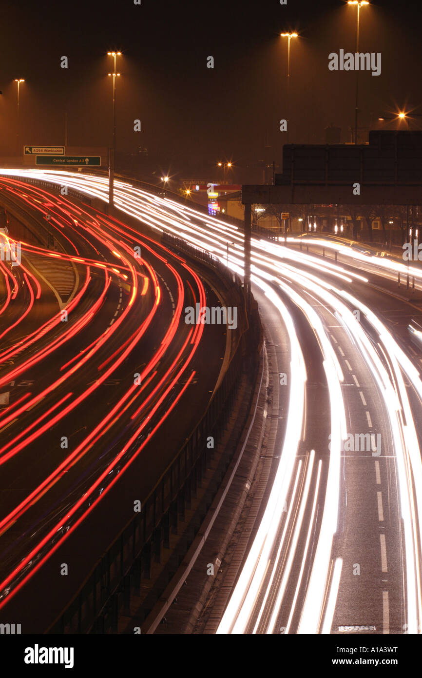 Busy main trunk road hi-res stock photography and images - Alamy
