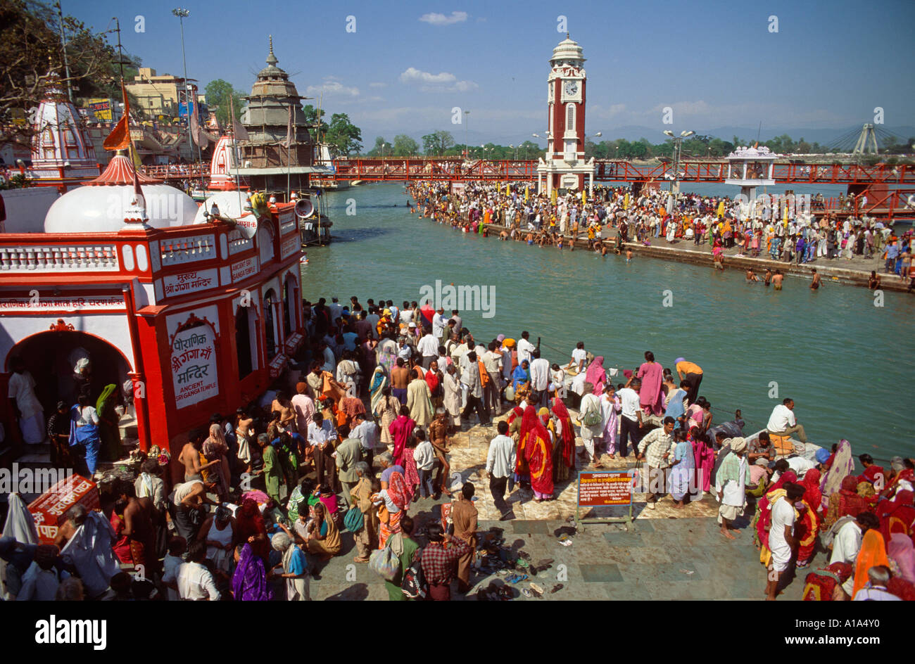 Pilgrims bathing at Har-ki-Pauri Ghat at the Kumbh Mela, 13 April 1998 ...