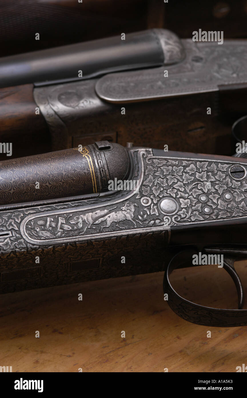 Two vintage shotgun circa 1900's Stock Photo - Alamy