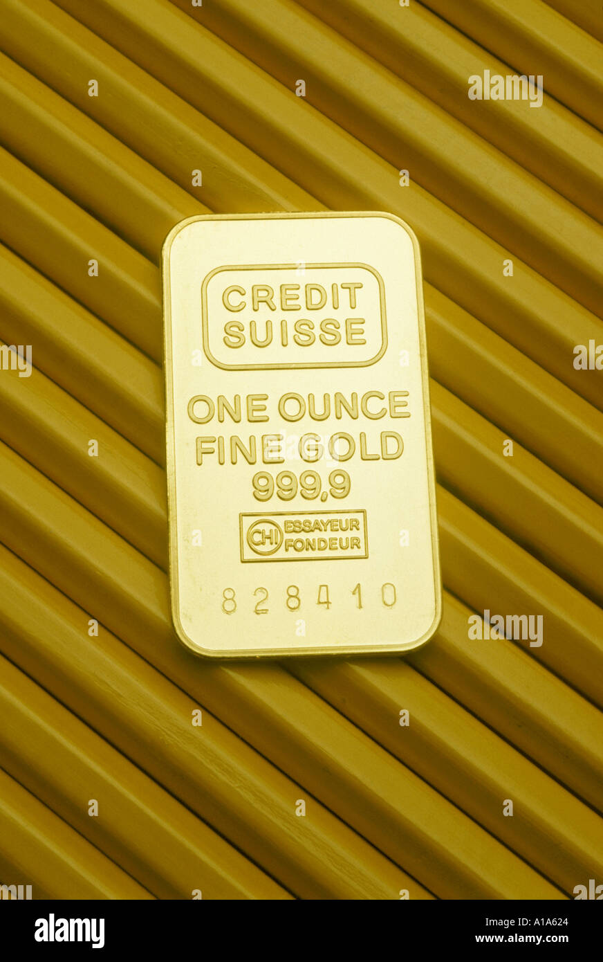 One ounce gold bar hi-res stock photography and images - Alamy