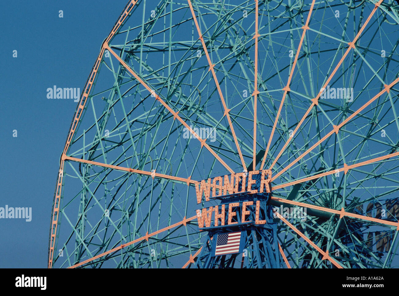 Ferris wheel wonder in hi-res stock photography and images - Alamy