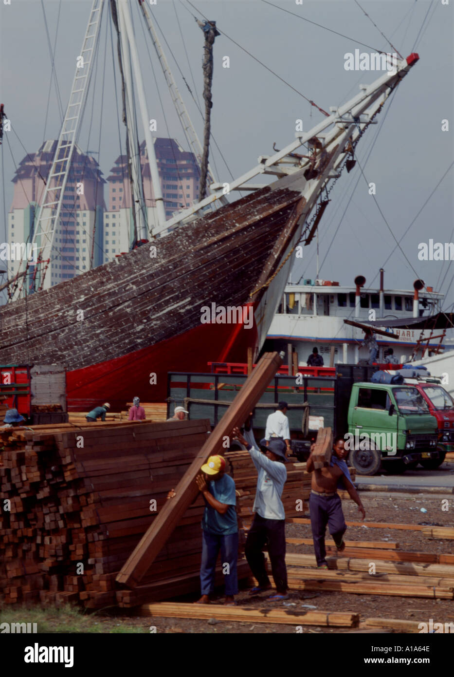 Kalepa hi-res stock photography and images - Alamy