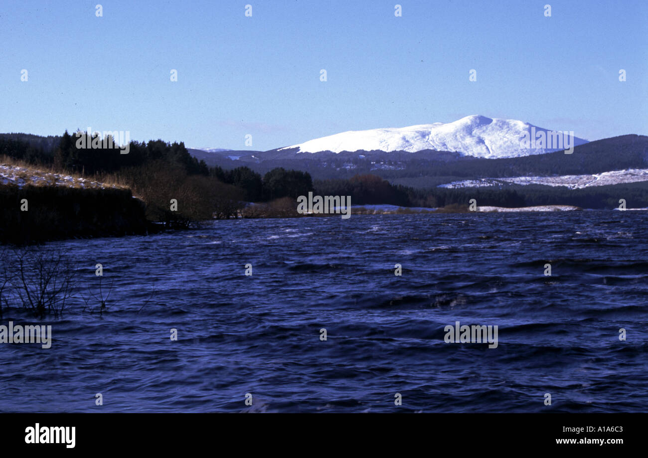 Carron valley reservoir hi-res stock photography and images - Alamy