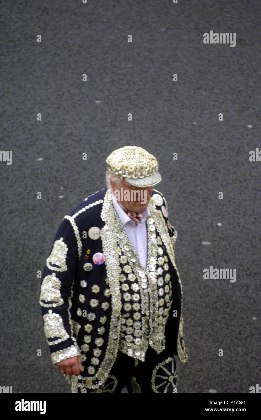 London pearly kings and queens society hi-res stock photography and ...