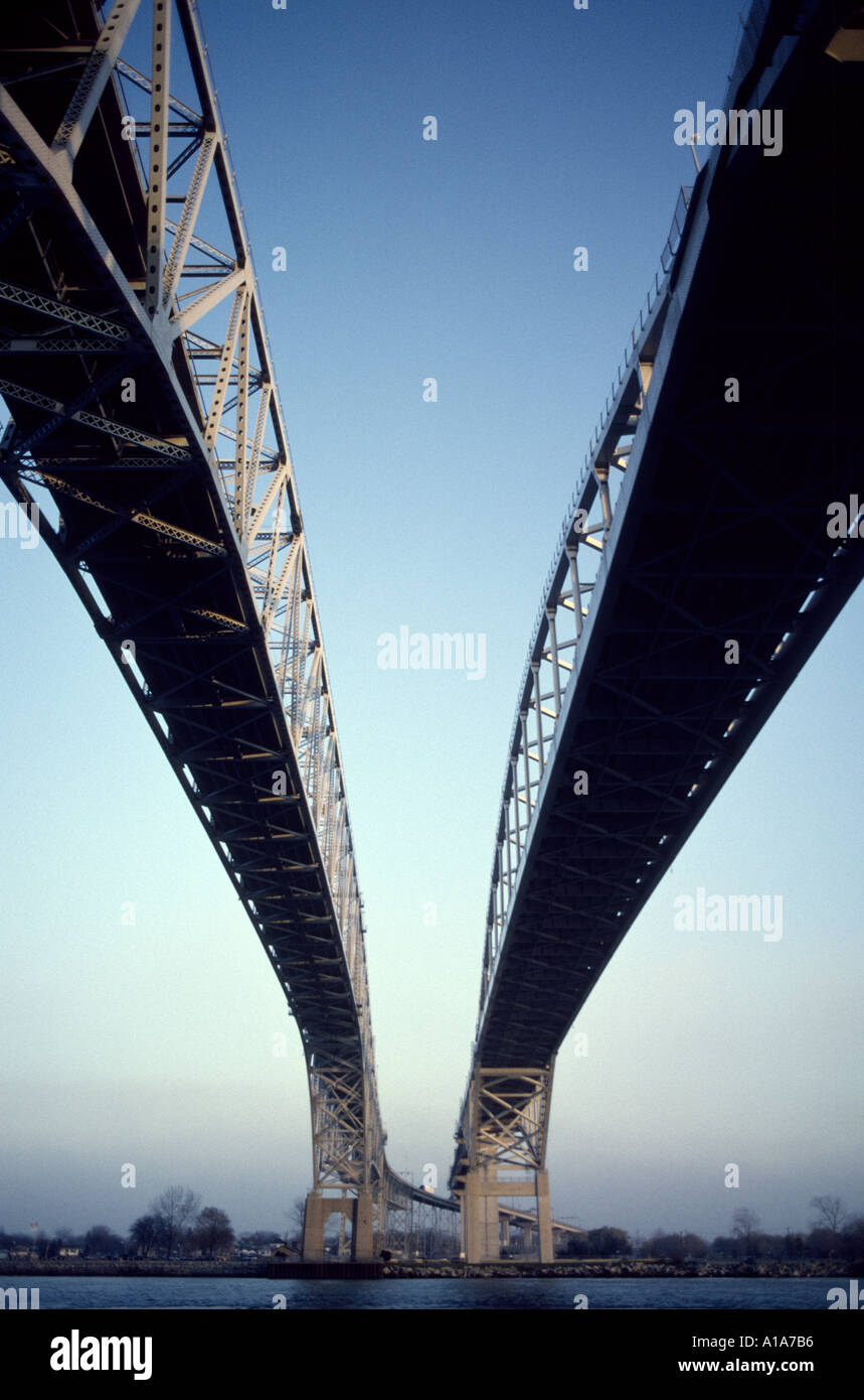 Bluewater bridge hi-res stock photography and images - Alamy