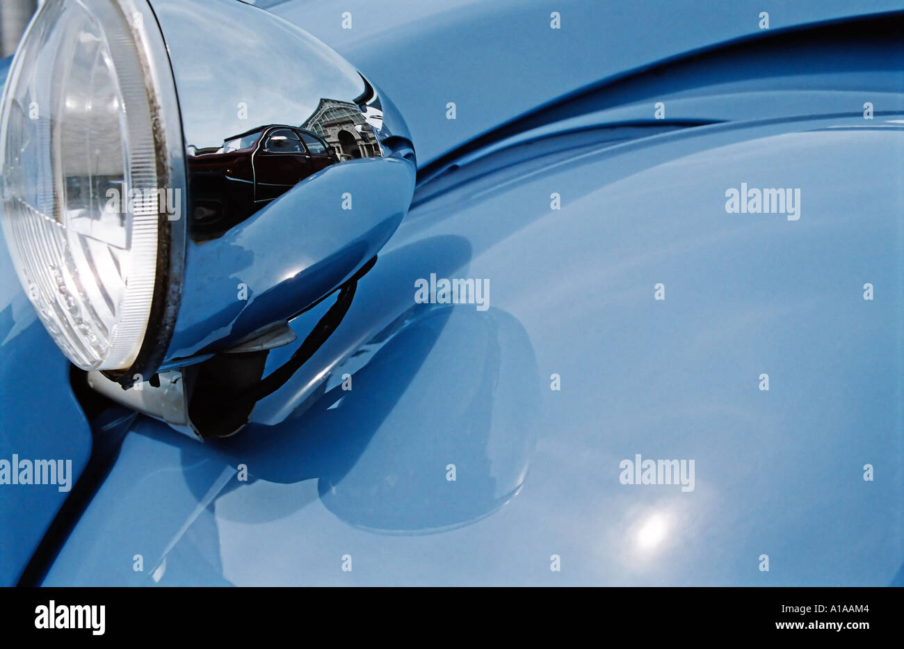 Car headlight hi-res stock photography and images - Alamy
