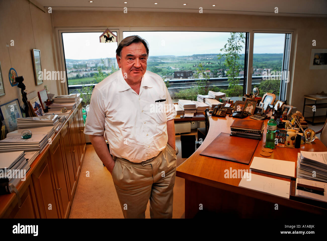 The former king of musicals, Rolf Deyhle in his office, Stuttgart ...