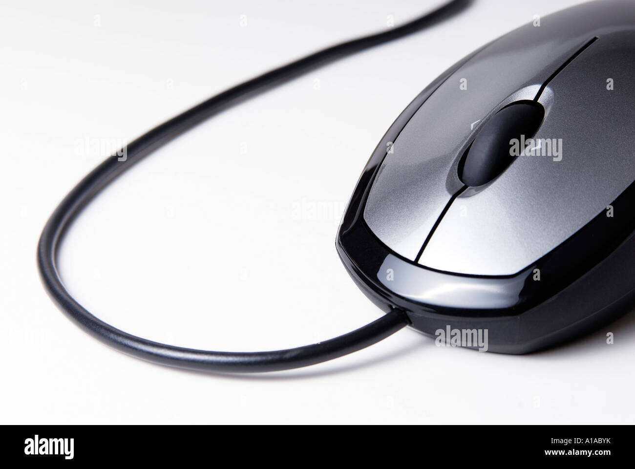 Mouse with cable Stock Photo - Alamy