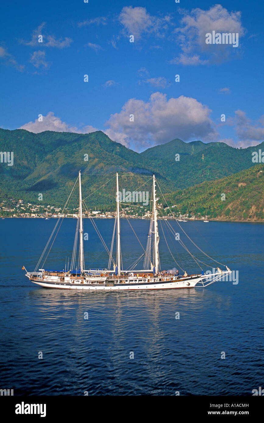 St Lucia tour boat cruising southern coastline Stock Photo - Alamy
