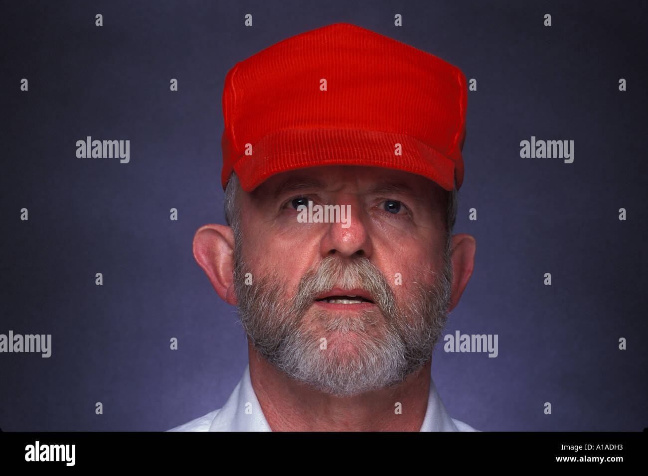 Older man wearing baseball cap hi-res stock photography and images - Alamy