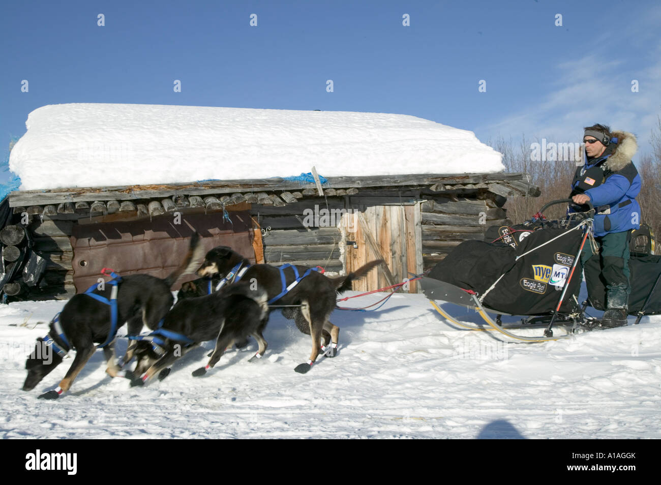 Team cabin hi-res stock photography and images - Alamy