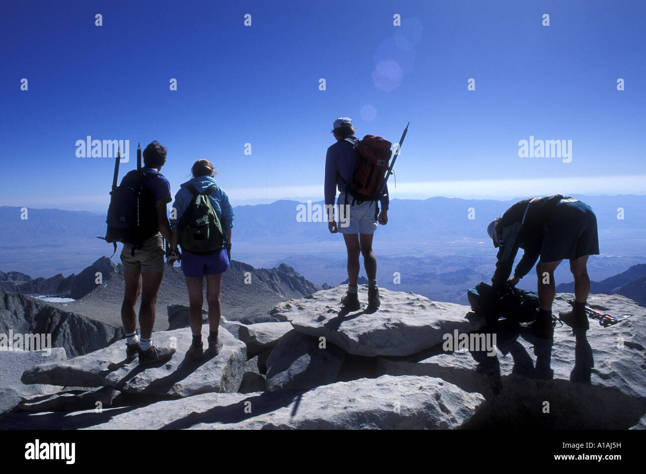 Peer Over The Edge High Resolution Stock Photography and Images - Alamy
