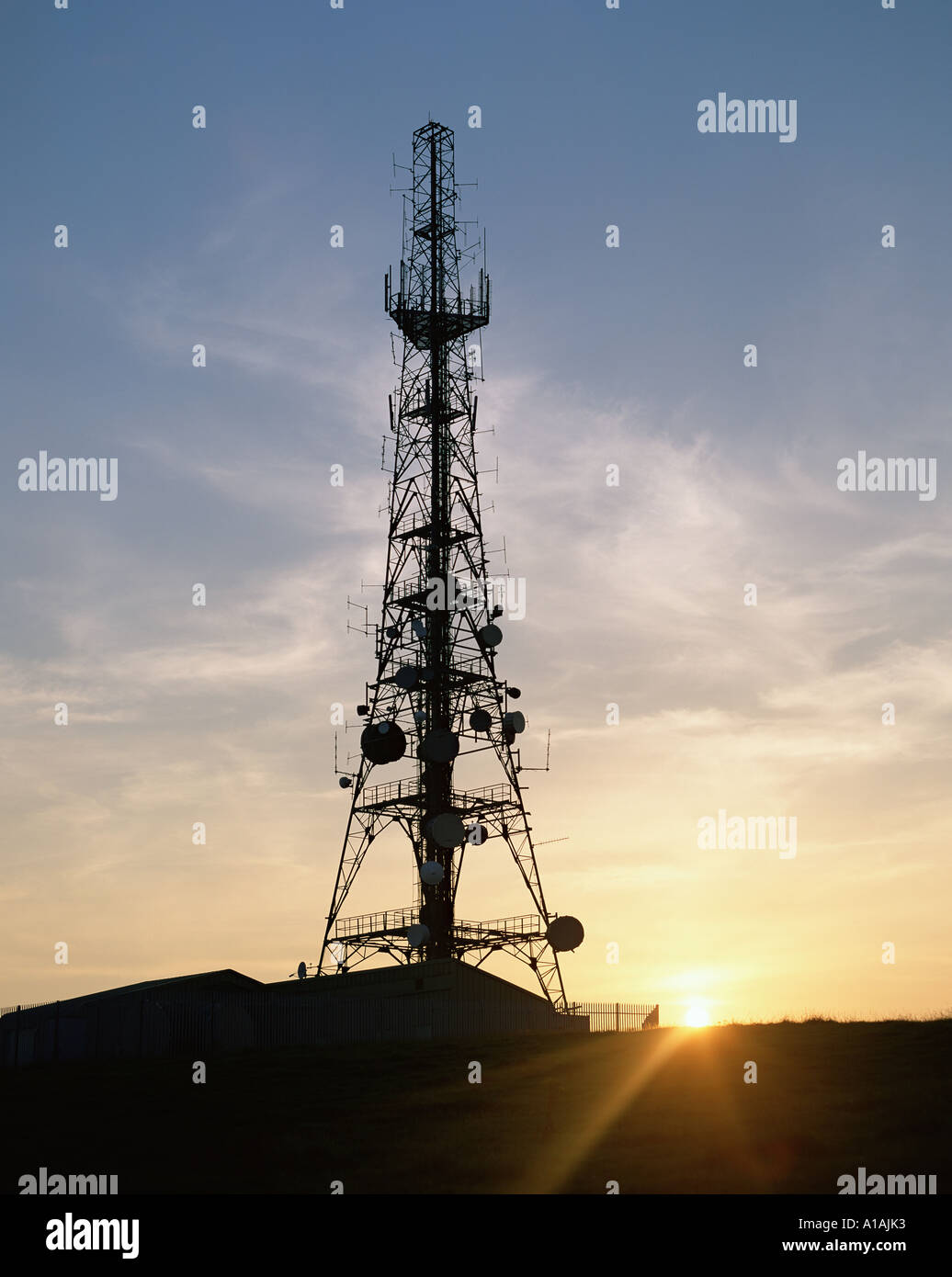 Mast Tower Communication High Resolution Stock Photography and Images ...