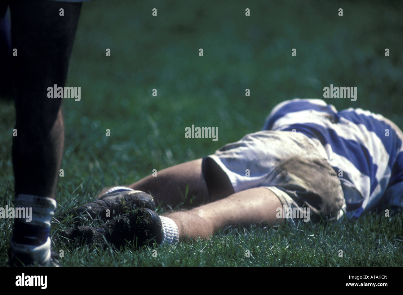 Injured rugby player hi-res stock photography and images - Alamy