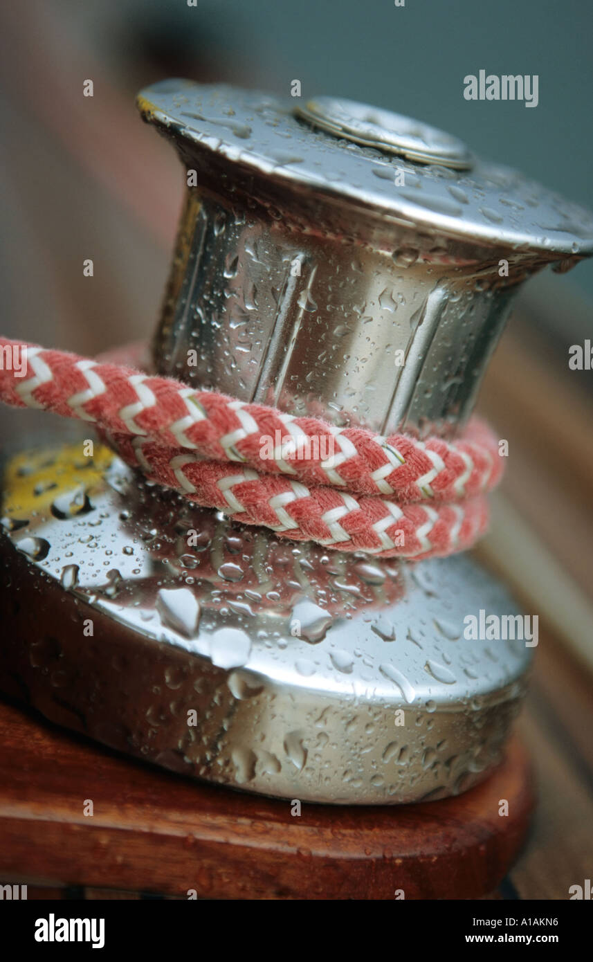 Capstan and rope hi-res stock photography and images - Alamy