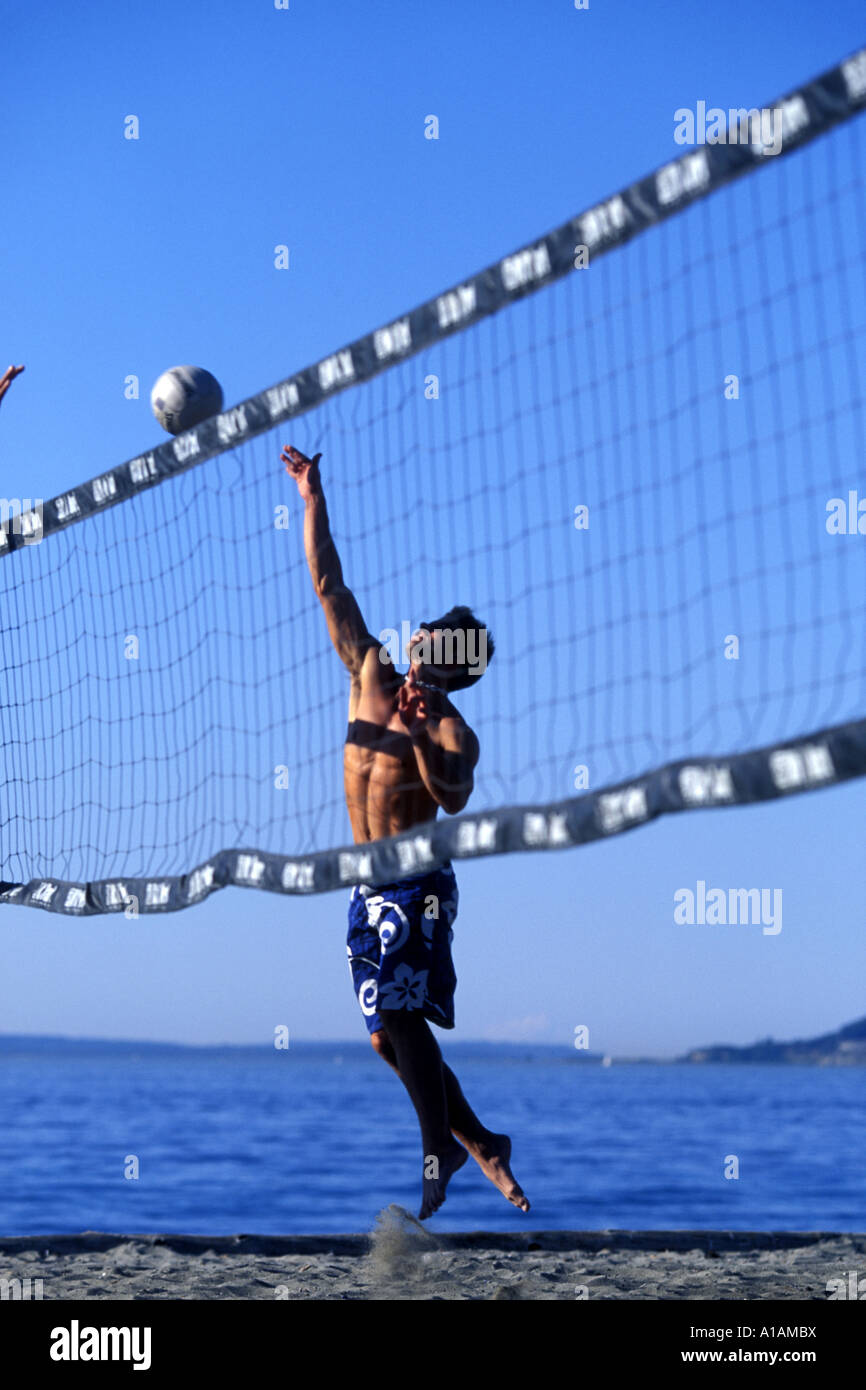 USA Washington Seattle Erik Willanger plays beach volleyball game on ...
