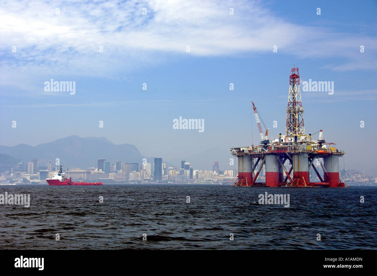 Oil drilling rig rio de janeiro hi-res stock photography and images - Alamy
