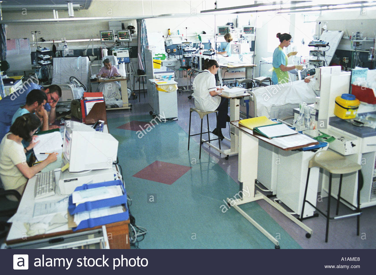 Intensive Care Unit Uk High Resolution Stock Photography and Images - Alamy