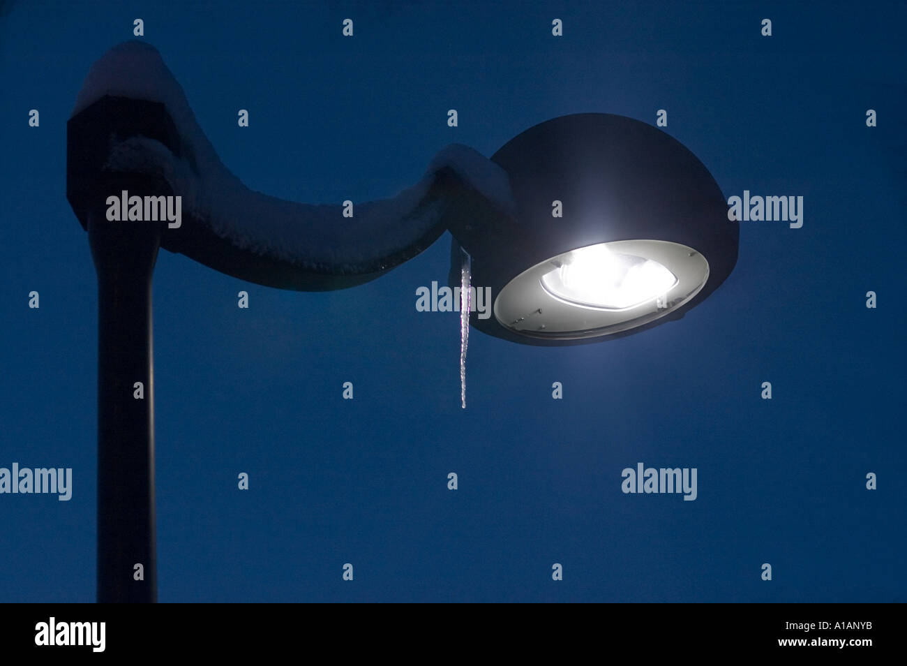 Switch lamppost hi-res stock photography and images - Alamy