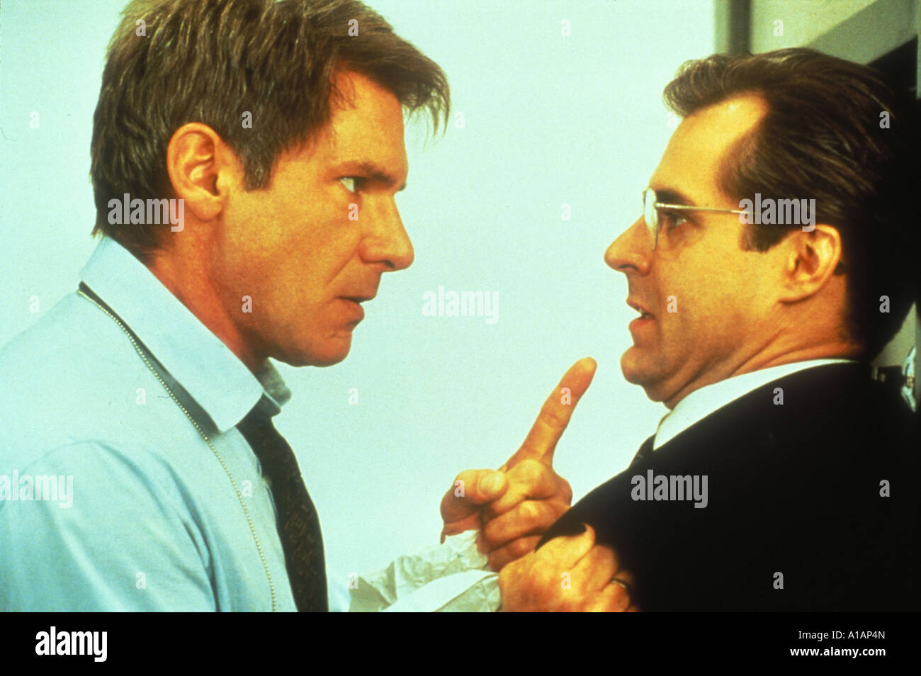 Clear and Present Danger Year 1994 Director Phillip Noyce Harrison Ford ...