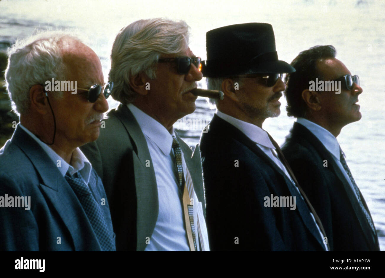 The Crew Year 2000 Director Michael Dinner Richard Dreyfuss Burt ...