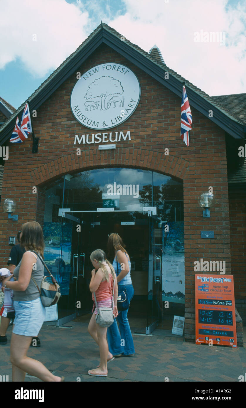 New forest museum lyndhurst hi-res stock photography and images - Alamy