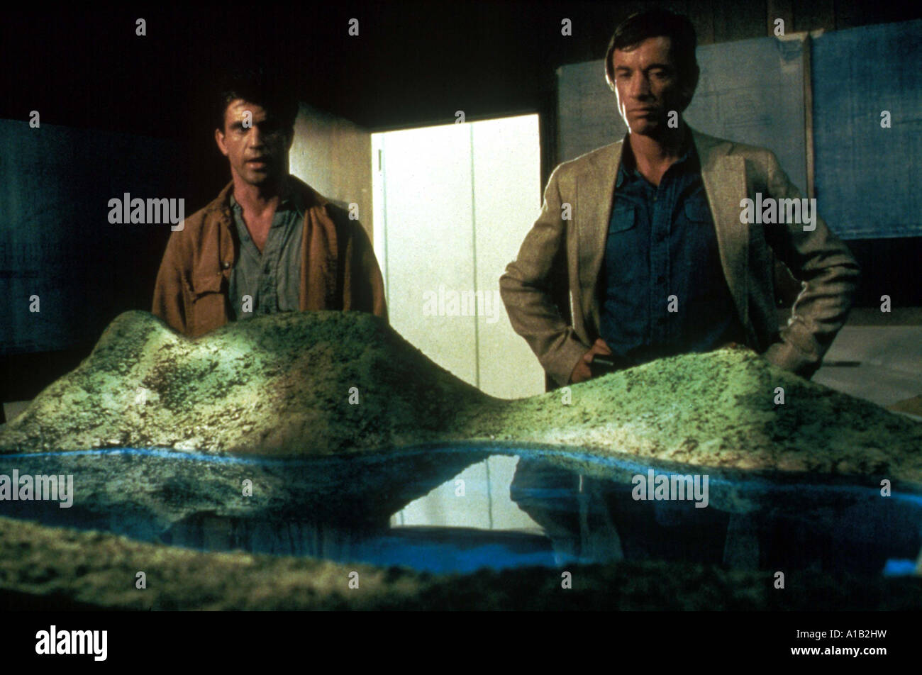 The River Year 1984 Director Mark Rydell Mel Gibson Scott Glenn Stock ...