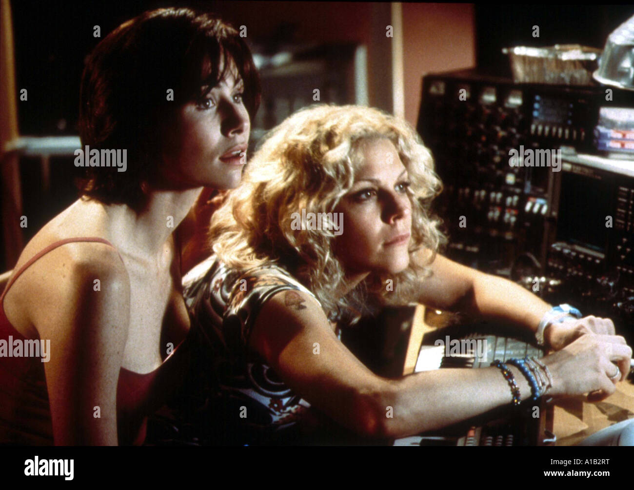 High Heels Low Lifes Year 2001 Director Mel Smith Minnie Driver Mary ...