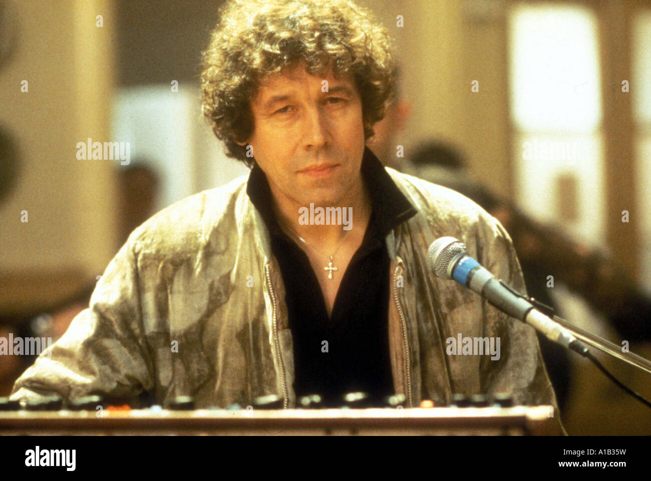 Still Crazy Year 1999 Director Brian Gibson Stephen Rea Stock Photo - Alamy