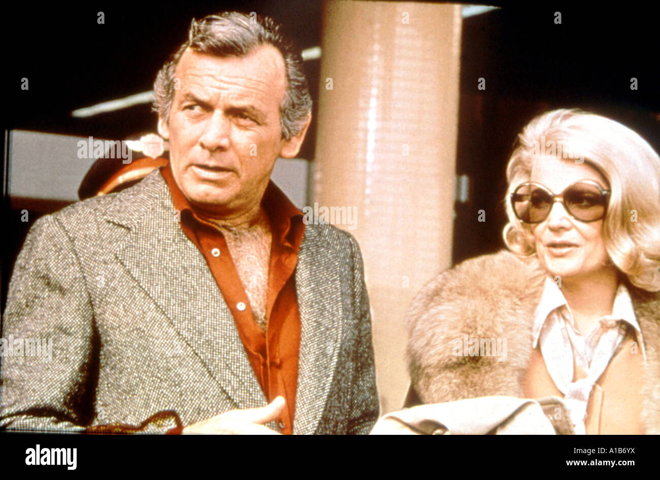 Two Minute Warning Year 1976 Director Larry Peerce Gena Rowlands David ...