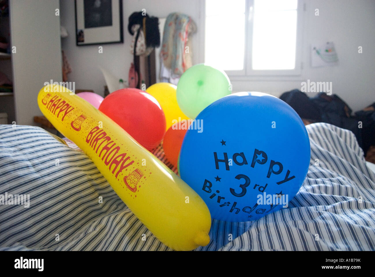 Scattered balloons hi-res stock photography and images - Alamy