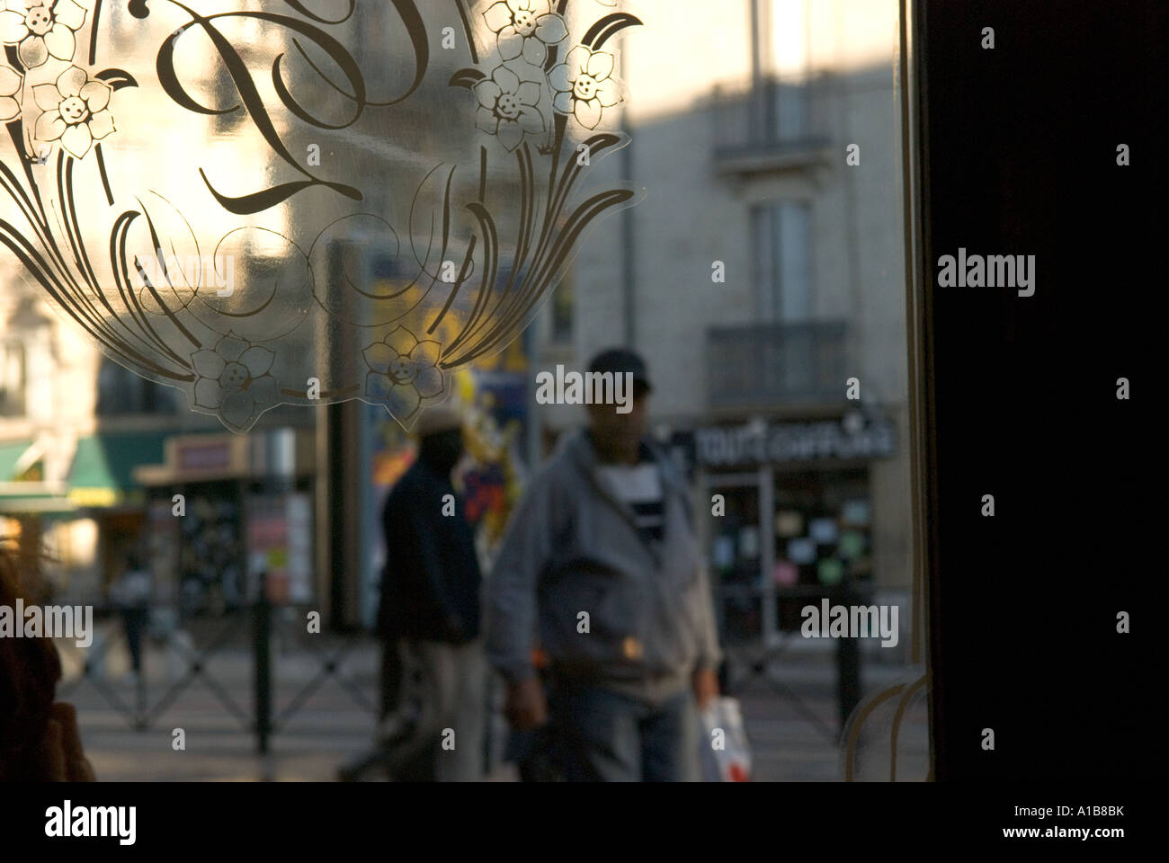 Corner shop window looking out hi-res stock photography and images - Alamy