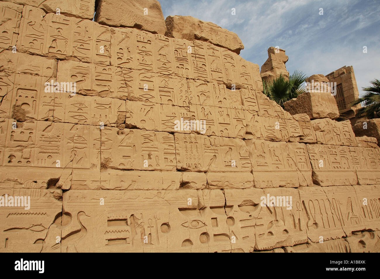 Hieroglyphic script engraved stone hi-res stock photography and images ...